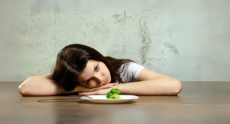 Bulimia Nervosa: Symptoms, Causes, and Therapy Options - Counselling ...